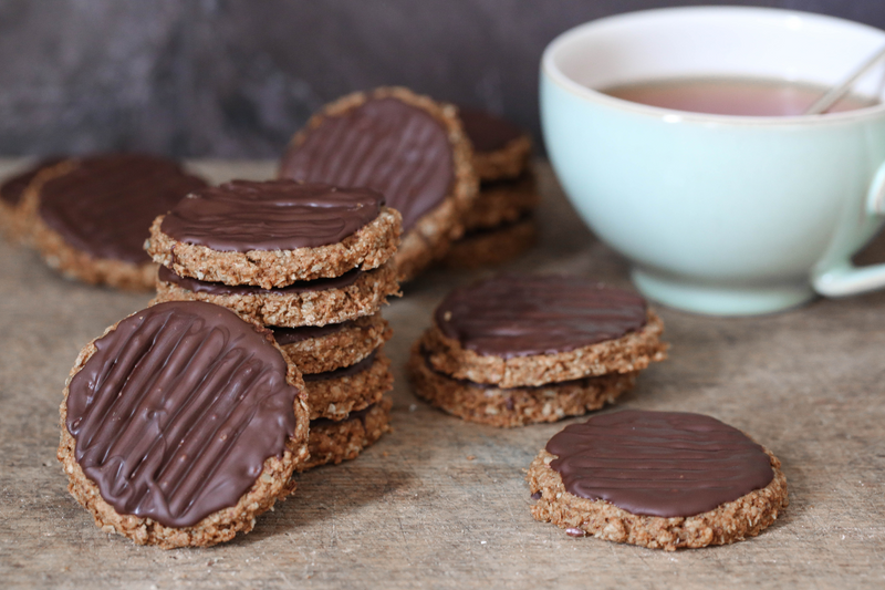 Chocolate Digestives - Hodmedod's British Wholefoods